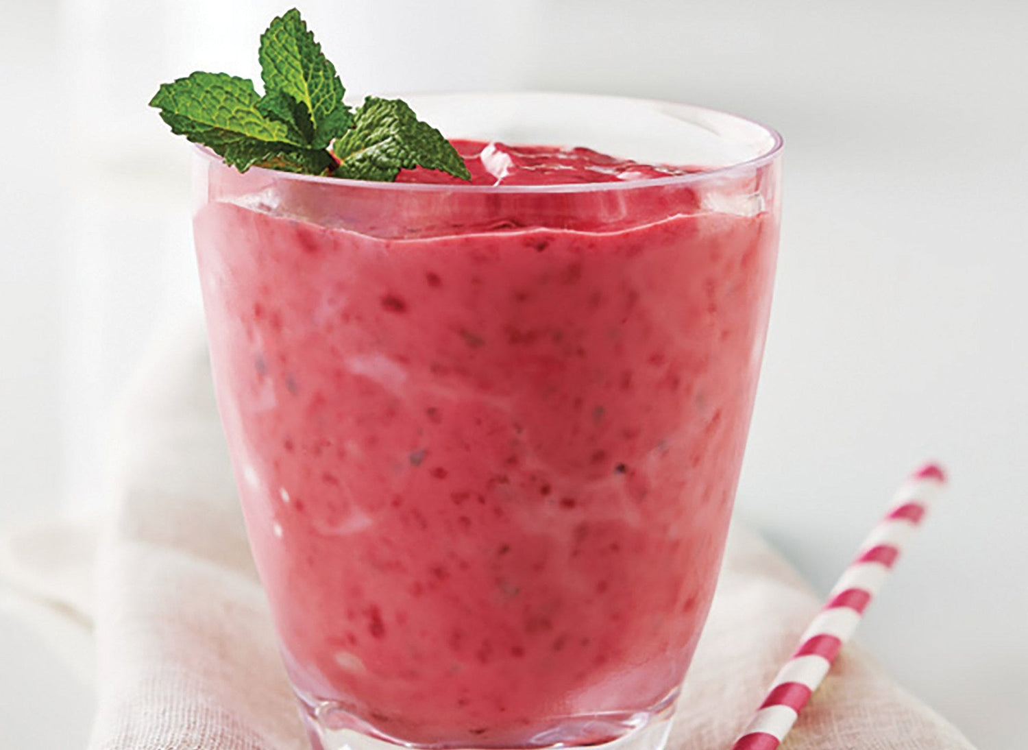 Raspberry Tang Smoothie Recipe – Tupperware Brand